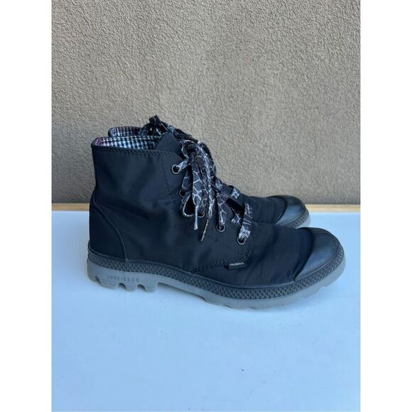 Palladium | Shoes | Palladium Waterproof Shoes Boots High Lightweight Black Womens Sz 7 Pampa ...